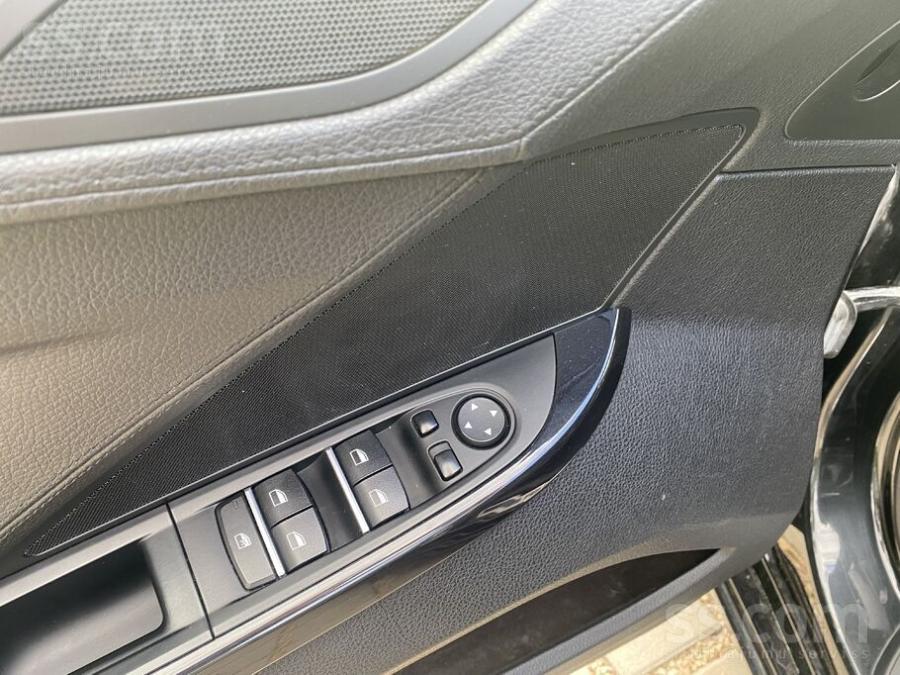 Black BMW 640 2013 in Riga, with an engine capacity of 3.00 L and mileage of 288 thousand km for 13500 €, photo 18 on AUTOMOTO.COM.LV