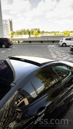 Black BMW 640 2013 in Riga, with an engine capacity of 3.00 L and mileage of 191 thousand km for 19800 €, photo 8 on AUTOMOTO.COM.LV