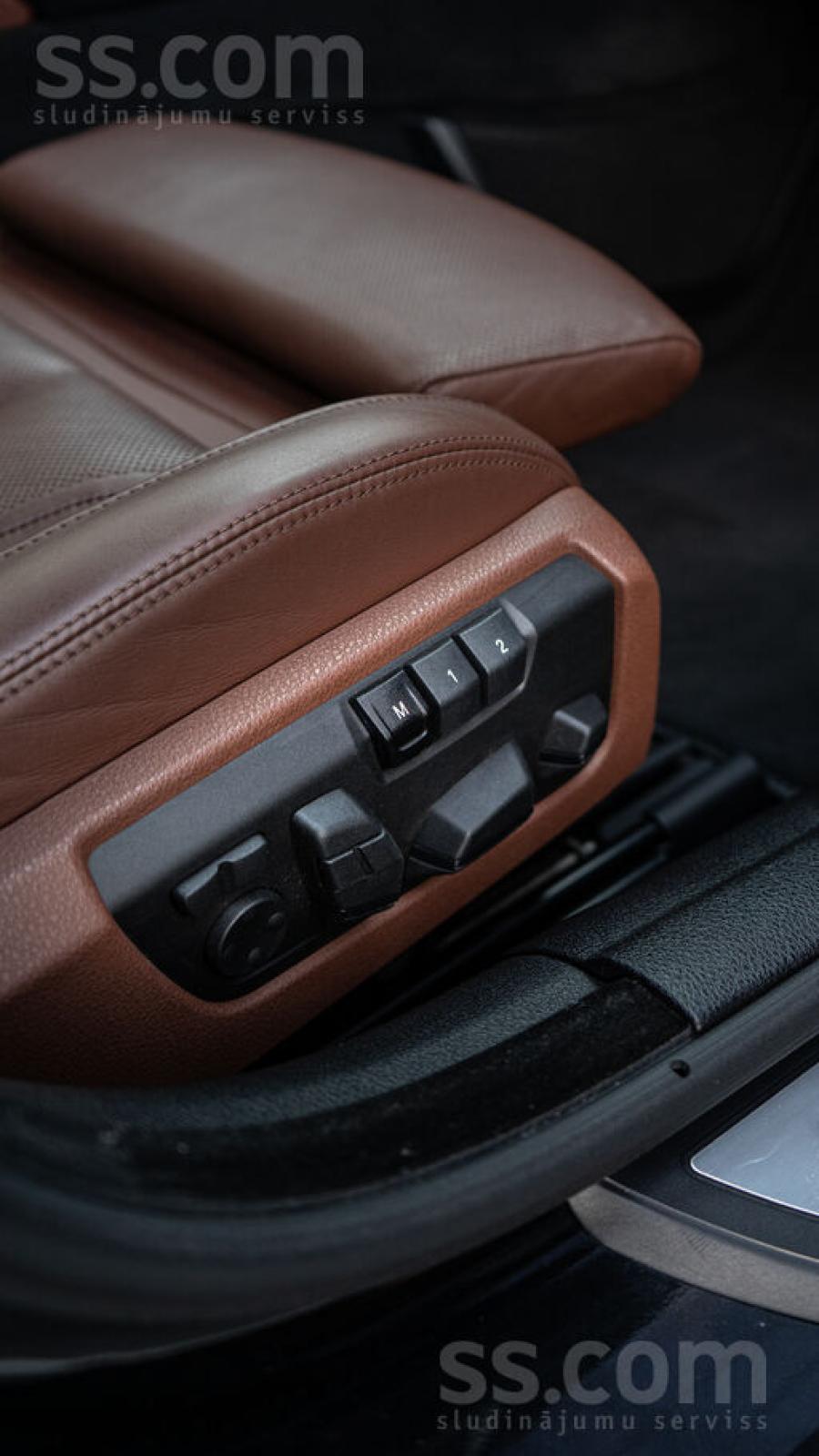 Black BMW 640 2013 in Riga, with an engine capacity of 3.00 L and mileage of 191 thousand km for 19800 €, photo 13 on AUTOMOTO.COM.LV
