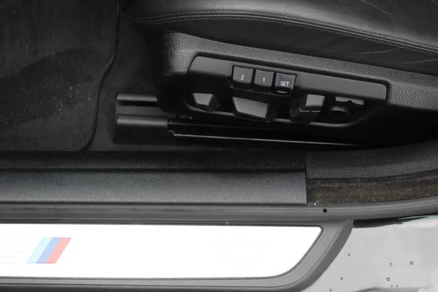 Black BMW 640 2015 in Liepaja, with an engine capacity of 3.00 L and mileage of 230 thousand km for 20000 €, photo 10 on AUTOMOTO.COM.LV