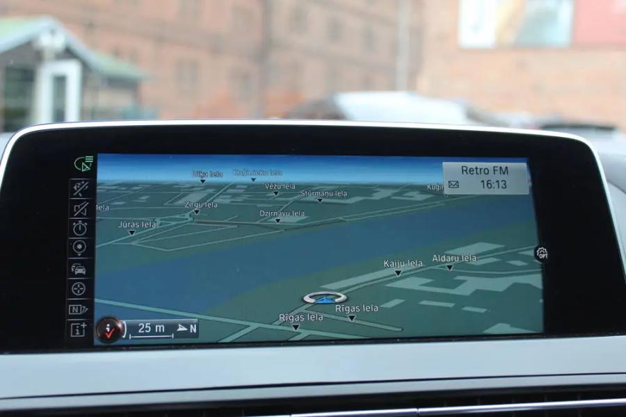 Black BMW 640 2015 in Liepaja, with an engine capacity of 3.00 L and mileage of 230 thousand km for 20000 €, photo 14 on AUTOMOTO.COM.LV