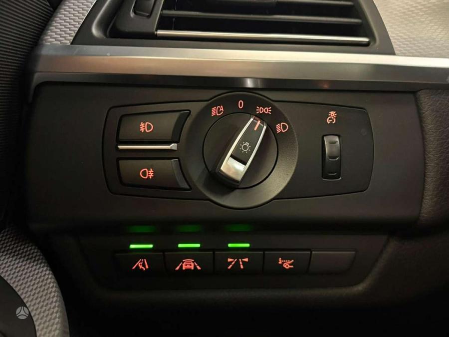Black BMW 640 2015 in Marijampole, with an engine capacity of 2.99 L and mileage of 206 thousand km for 16999 €, photo 13 on AUTOMOTO.COM.LV
