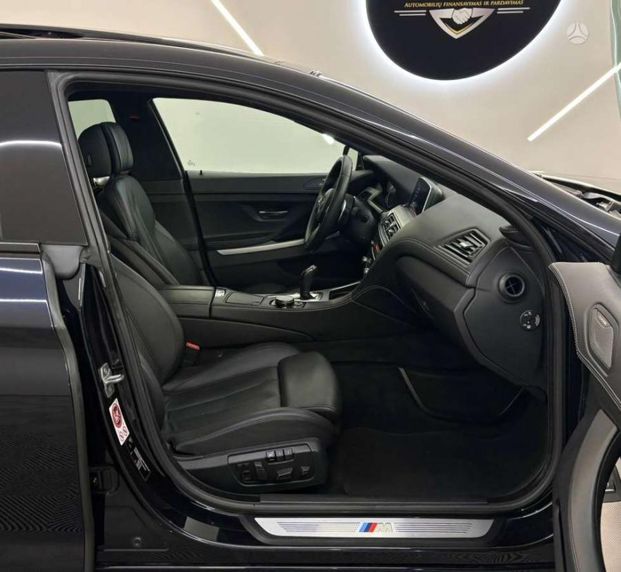 Black BMW 640 2015 in Marijampole, with an engine capacity of 2.99 L and mileage of 206 thousand km for 16999 €, photo 18 on AUTOMOTO.COM.LV