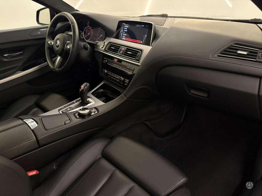 Black BMW 640 2015 in Marijampole, with an engine capacity of 2.99 L and mileage of 206 thousand km for 16999 €, photo 19 on AUTOMOTO.COM.LV