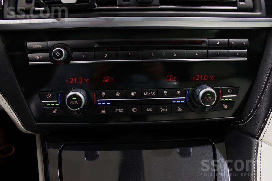 Black BMW 640 2015 in Riga, with an engine capacity of 3.00 L and mileage of 232 thousand km for 27300 €, photo 25 on AUTOMOTO.COM.LV