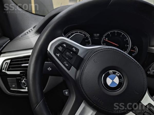 Black BMW 640 2017 in Tukums, with an engine capacity of 3.00 L and mileage of 154 thousand km for 28500 €, photo 10 on AUTOMOTO.COM.LV