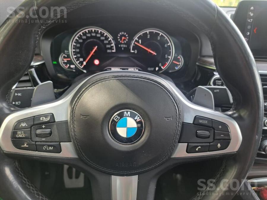 Blue BMW 640 2018 in Riga, with an engine capacity of 3.00 L and mileage of 292 thousand km for 27500 €, photo 12 on AUTOMOTO.COM.LV