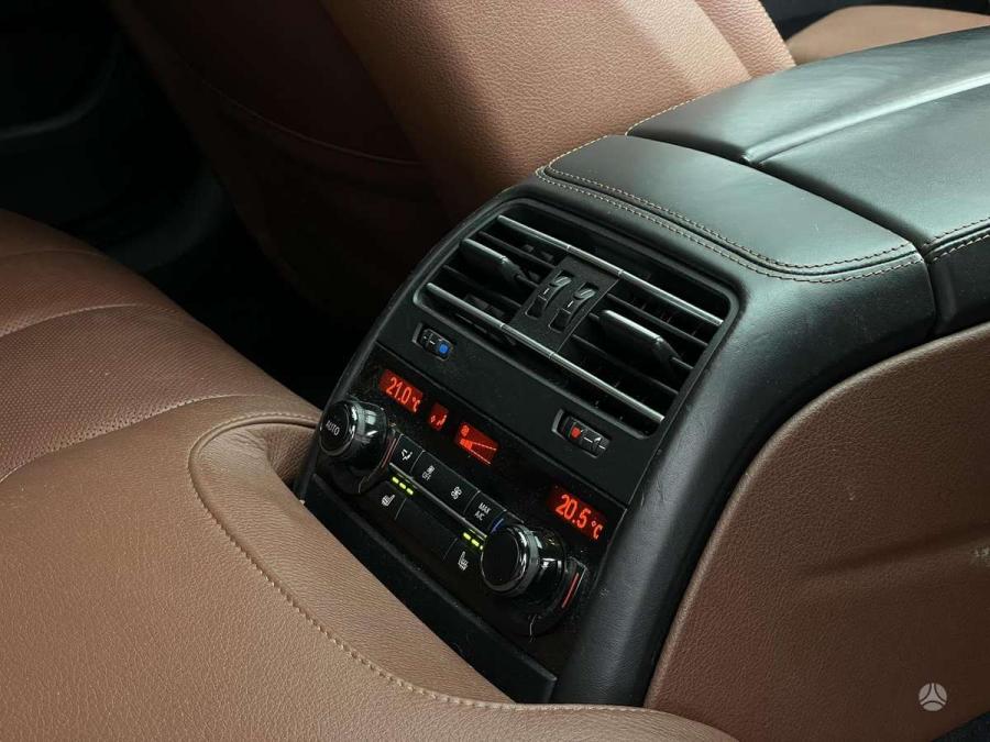 Черный БМВ 640 Gran Coupe 2013 в Клайпеда, объемом двигателя 3.00 л и пробегом 296 тыс. км за 9900 €, фото 12 на AUTOMOTO.COM.LV