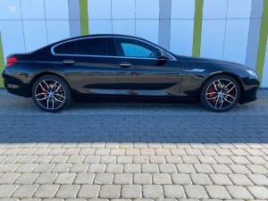 Melns BMW 640 Gran Coupe 2014 Raseiniai, ar dzinēja tilpumu 2.99 L un nobraukumu 212 tūkst. km par 16300 €, foto 4 vietnē AUTOMOTO.COM.LV