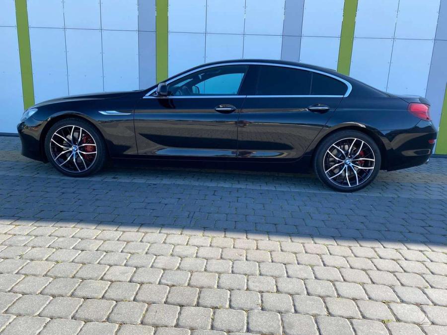 Melns BMW 640 Gran Coupe 2014 Raseiniai, ar dzinēja tilpumu 2.99 L un nobraukumu 212 tūkst. km par 16300 €, foto 8 vietnē AUTOMOTO.COM.LV