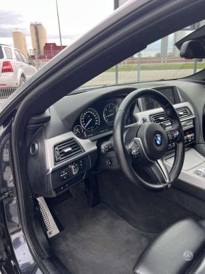 Black BMW 640 Gran Coupe 2013 in Kaunas, with an engine capacity of 3.00 L and mileage of 313 thousand km for 13990 €, photo 9 on AUTOMOTO.COM.LV