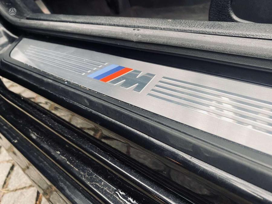 Black BMW 640 Gran Coupe 2013 in Vilnius, with an engine capacity of 3.00 L and mileage of 280 thousand km for 13900 €, photo 22 on AUTOMOTO.COM.LV