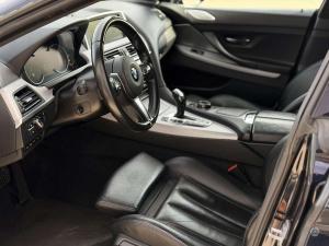 Melns BMW 640 Gran Coupe 2014 Viļņa, ar dzinēja tilpumu 2.99 L un nobraukumu 296 tūkst. km par 16600 €, foto 9 vietnē AUTOMOTO.COM.LV