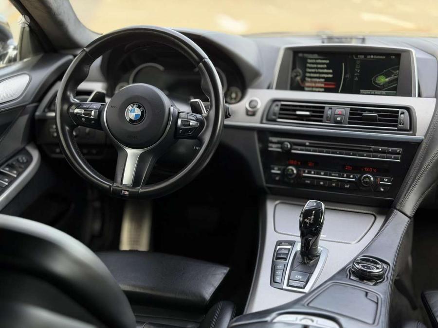 Melns BMW 640 Gran Coupe 2014 Viļņa, ar dzinēja tilpumu 2.99 L un nobraukumu 296 tūkst. km par 16600 €, foto 12 vietnē AUTOMOTO.COM.LV