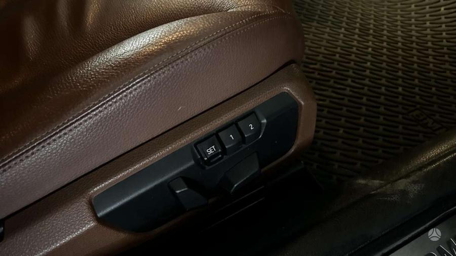 Black BMW 640 Gran Coupe 2015 in Vilnius, with an engine capacity of 2.99 L and mileage of 225 thousand km for 14200 €, photo 23 on AUTOMOTO.COM.LV
