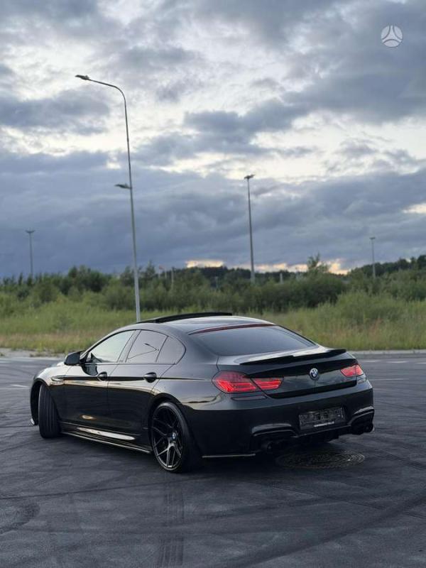 Melns BMW 640 Gran Coupe 2017 Viļņa, ar dzinēja tilpumu 3.00 L un nobraukumu 200 tūkst. km par 19600 €, foto 10 vietnē AUTOMOTO.COM.LV
