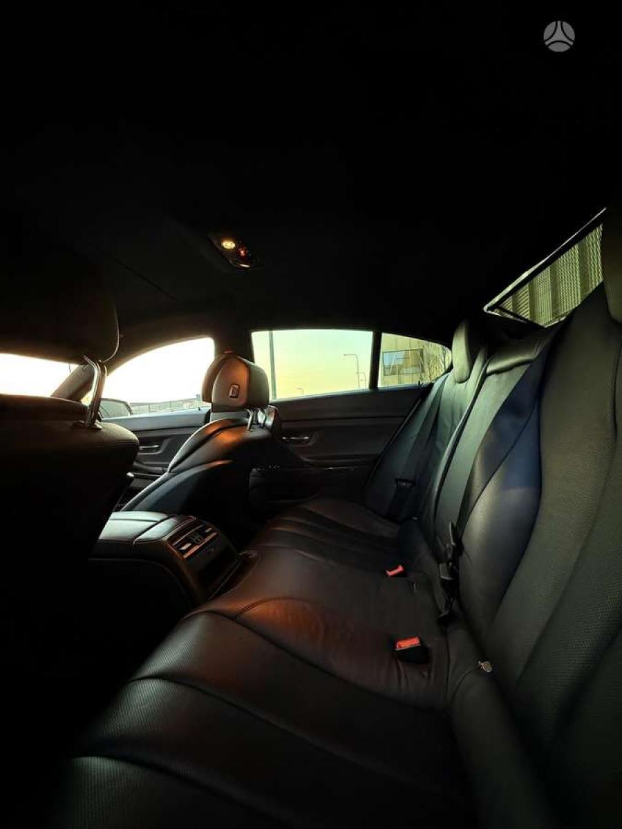 Pelēks BMW 640 Gran Coupe 2014 Viļņa, ar dzinēja tilpumu 2.98 L un nobraukumu 181 tūkst. km par 14666 €, foto 9 vietnē AUTOMOTO.COM.LV