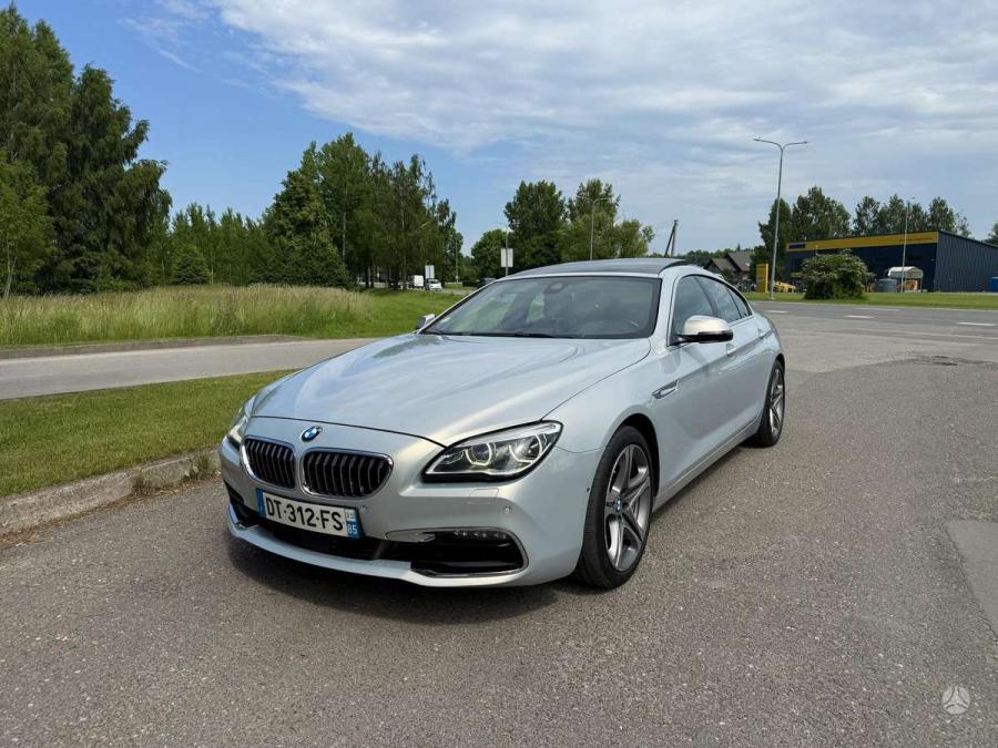 Pelēks BMW 640 Gran Coupe 2015 Tauragė, ar dzinēja tilpumu 2.99 L un nobraukumu 280 tūkst. km par 14999 €, foto 3 vietnē AUTOMOTO.COM.LV
