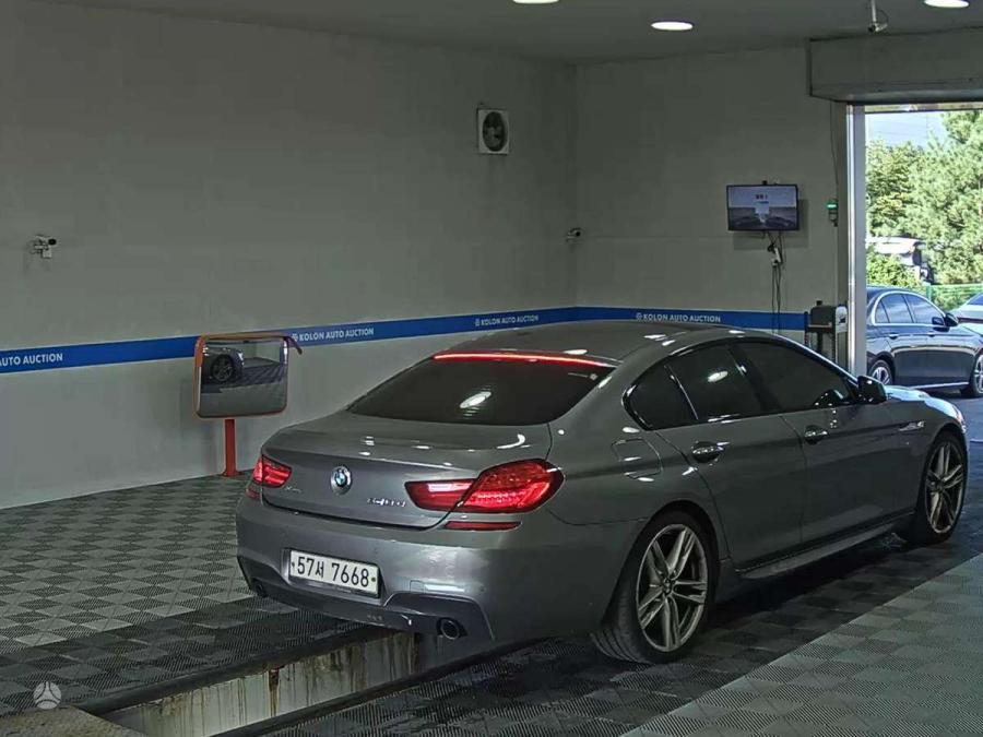 Pelēks BMW 640 Gran Coupe 2014 Kauņa, ar dzinēja tilpumu 3.00 L un nobraukumu 176 tūkst. km par 14600 €, foto 4 vietnē AUTOMOTO.COM.LV