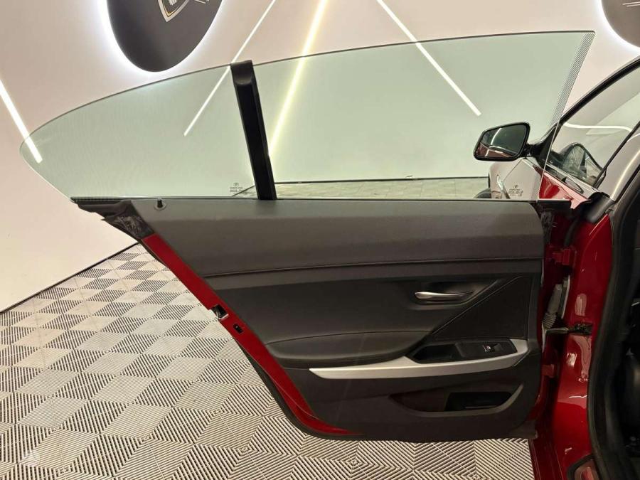 Sarkans BMW 640 Gran Coupe 2013 Marijampole, ar dzinēja tilpumu 2.99 L un nobraukumu 278 tūkst. km par 15650 €, foto 16 vietnē AUTOMOTO.COM.LV