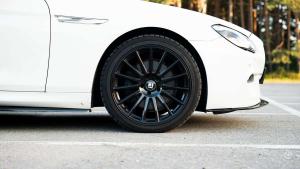 White BMW 640 Gran Coupe 2016 in Klaipeda, with an engine capacity of 2.98 L and mileage of 109 thousand km for 21000 €, photo 7 on AUTOMOTO.COM.LV