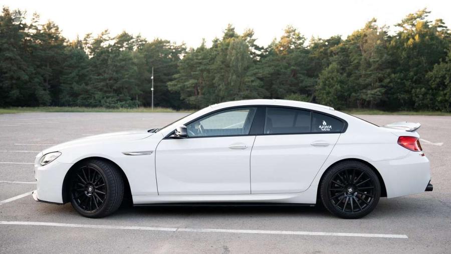 White BMW 640 Gran Coupe 2016 in Klaipeda, with an engine capacity of 2.98 L and mileage of 109 thousand km for 21000 €, photo 11 on AUTOMOTO.COM.LV