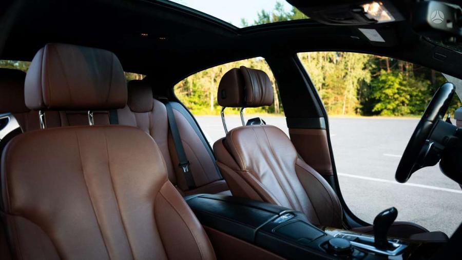 White BMW 640 Gran Coupe 2016 in Klaipeda, with an engine capacity of 2.98 L and mileage of 109 thousand km for 21000 €, photo 24 on AUTOMOTO.COM.LV