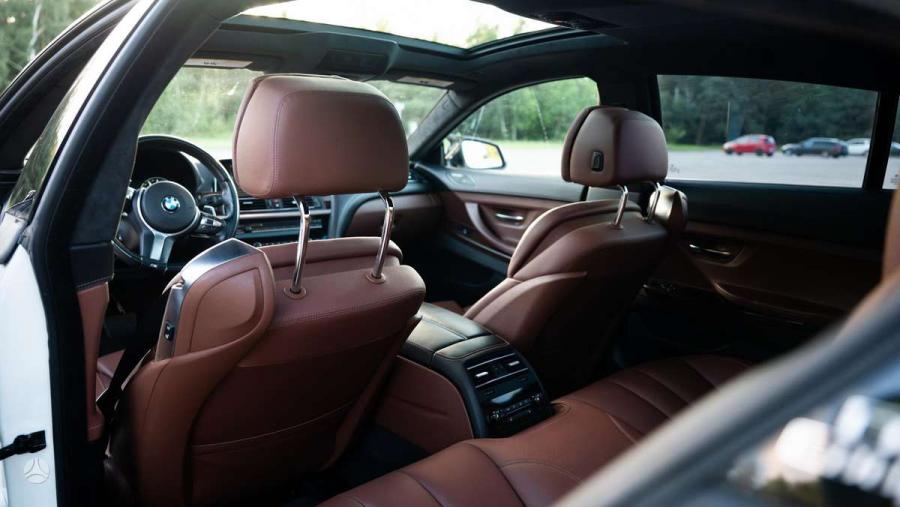 White BMW 640 Gran Coupe 2016 in Klaipeda, with an engine capacity of 2.98 L and mileage of 109 thousand km for 21000 €, photo 25 on AUTOMOTO.COM.LV