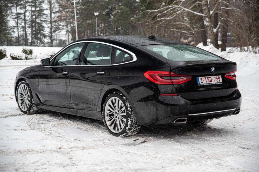 Melns BMW 640 Gran Turismo 2018 Elektrėnai, ar dzinēja tilpumu 2.99 L un nobraukumu 279 tūkst. km par 23300 €, foto 4 vietnē AUTOMOTO.COM.LV
