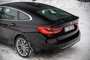 Melns BMW 640 Gran Turismo 2018 Elektrėnai, ar dzinēja tilpumu 2.99 L un nobraukumu 279 tūkst. km par 23300 €, foto 17 vietnē AUTOMOTO.COM.LV