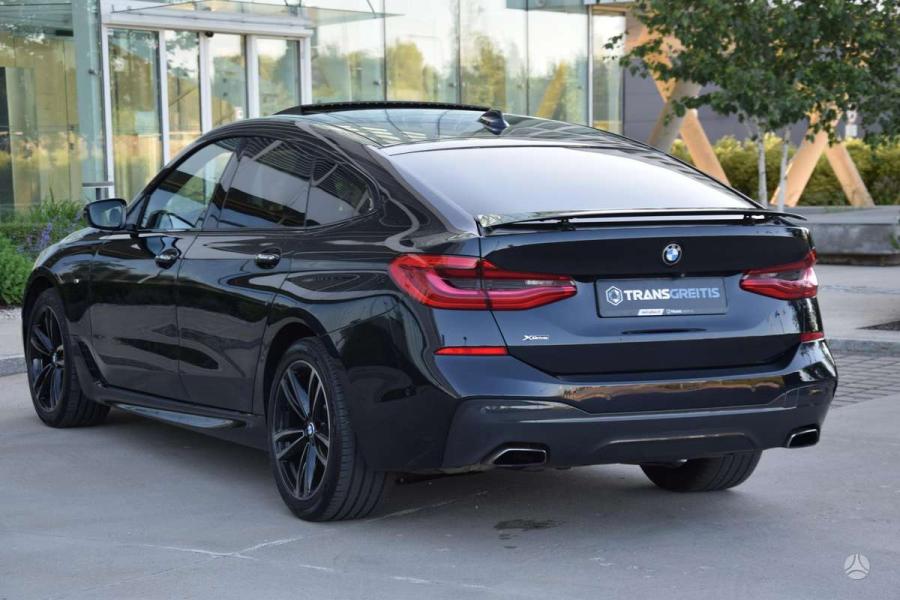 Melns BMW 640 Gran Turismo 2018 Viļņa, ar dzinēja tilpumu 3.00 L un nobraukumu 195 tūkst. km par 25200 €, foto 7 vietnē AUTOMOTO.COM.LV