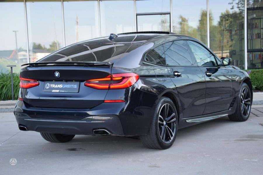 Melns BMW 640 Gran Turismo 2018 Viļņa, ar dzinēja tilpumu 3.00 L un nobraukumu 195 tūkst. km par 25200 €, foto 9 vietnē AUTOMOTO.COM.LV