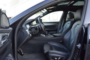 Melns BMW 640 Gran Turismo 2018 Viļņa, ar dzinēja tilpumu 3.00 L un nobraukumu 195 tūkst. km par 25200 €, foto 13 vietnē AUTOMOTO.COM.LV