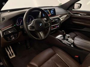 Black BMW 640 Gran Turismo 2018 in Marijampole, with an engine capacity of 2.99 L and mileage of 243 thousand km for 24999 €, photo 3 on AUTOMOTO.COM.LV