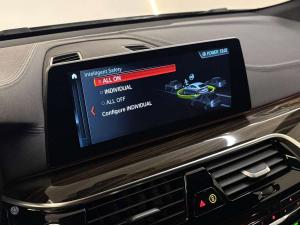 Black BMW 640 Gran Turismo 2018 in Marijampole, with an engine capacity of 2.99 L and mileage of 243 thousand km for 24999 €, photo 4 on AUTOMOTO.COM.LV