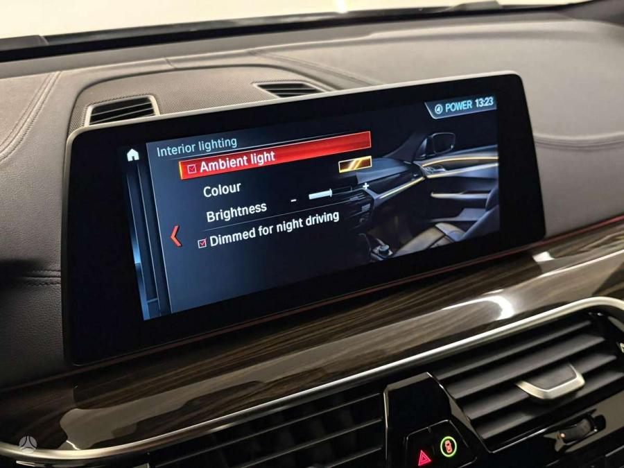 Black BMW 640 Gran Turismo 2018 in Marijampole, with an engine capacity of 2.99 L and mileage of 243 thousand km for 24999 €, photo 15 on AUTOMOTO.COM.LV