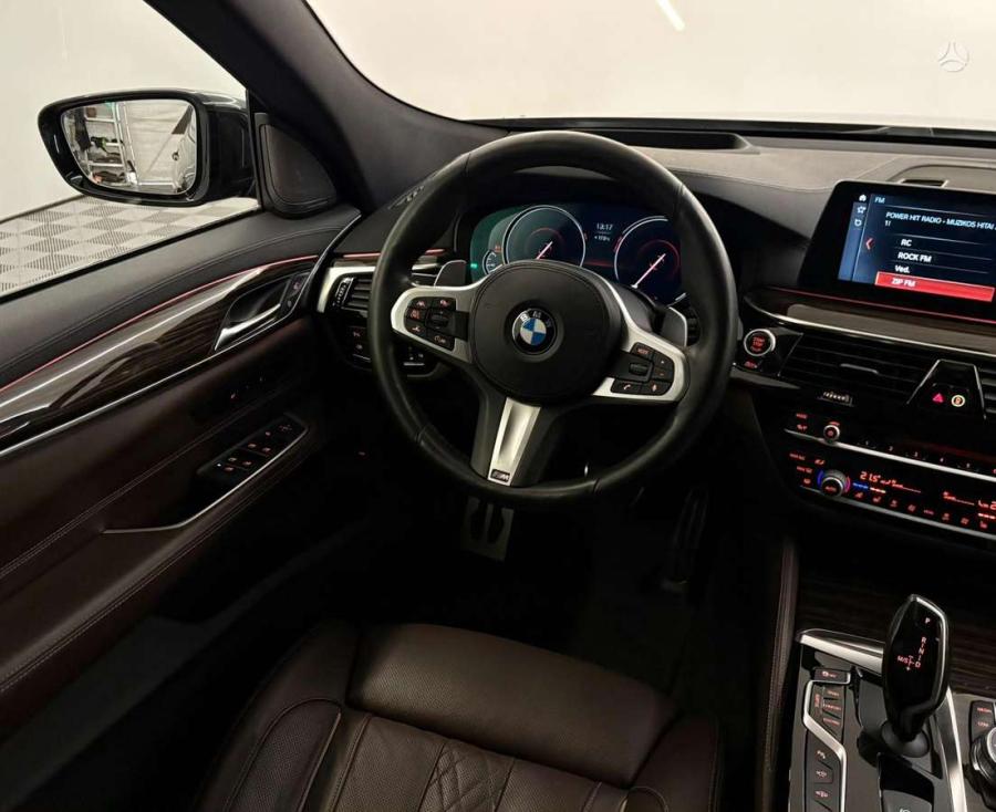 Black BMW 640 Gran Turismo 2018 in Marijampole, with an engine capacity of 2.99 L and mileage of 243 thousand km for 24999 €, photo 26 on AUTOMOTO.COM.LV