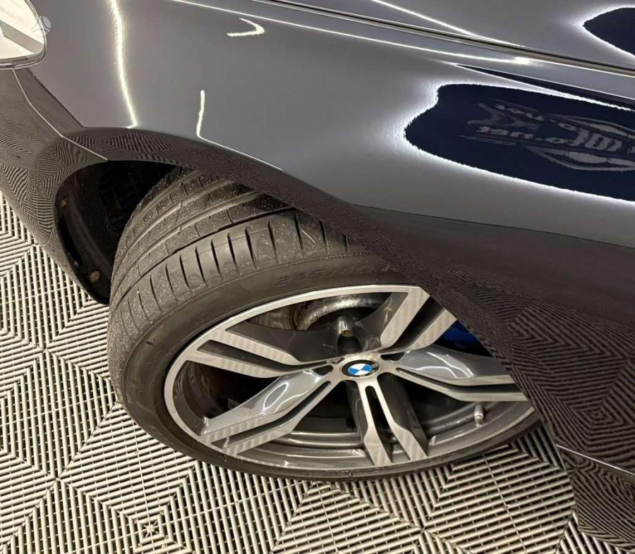 Black BMW 640 Gran Turismo 2018 in Marijampole, with an engine capacity of 2.99 L and mileage of 243 thousand km for 24999 €, photo 31 on AUTOMOTO.COM.LV