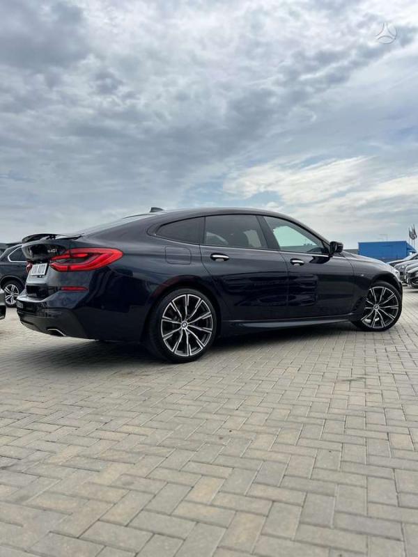 Black BMW 640 Gran Turismo 2019 in Kaunas, with an engine capacity of 3.00 L and mileage of 88 thousand km for 29500 €, photo 8 on AUTOMOTO.COM.LV