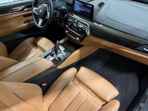 Grey BMW 640 Gran Turismo 2018 in Vilnius, with an engine capacity of 2.99 L and mileage of 155 thousand km for 29000 €, photo 16 on AUTOMOTO.COM.LV