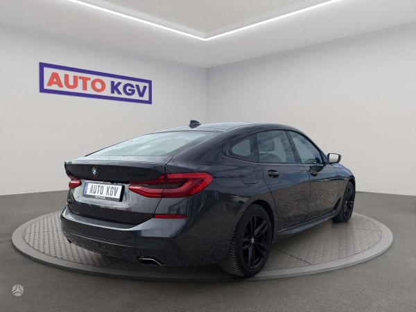 Pelēks BMW 640 Gran Turismo 2019 Kauņa, ar dzinēja tilpumu 3.00 L un nobraukumu 120 tūkst. km par 26499 €, foto 5 vietnē AUTOMOTO.COM.LV