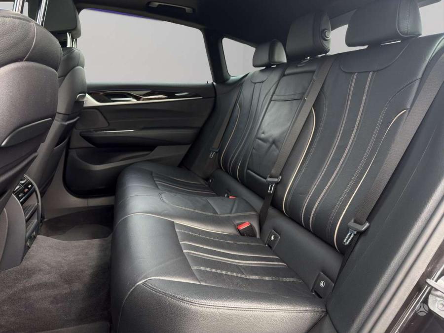 Серый БМВ 640 Gran Turismo 2019 в Каунас, объемом двигателя 3.00 л и пробегом 120 тыс. км за 25499 €, фото 13 на AUTOMOTO.COM.LV