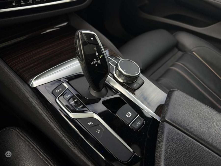 Серый БМВ 640 Gran Turismo 2019 в Каунас, объемом двигателя 3.00 л и пробегом 120 тыс. км за 25499 €, фото 17 на AUTOMOTO.COM.LV