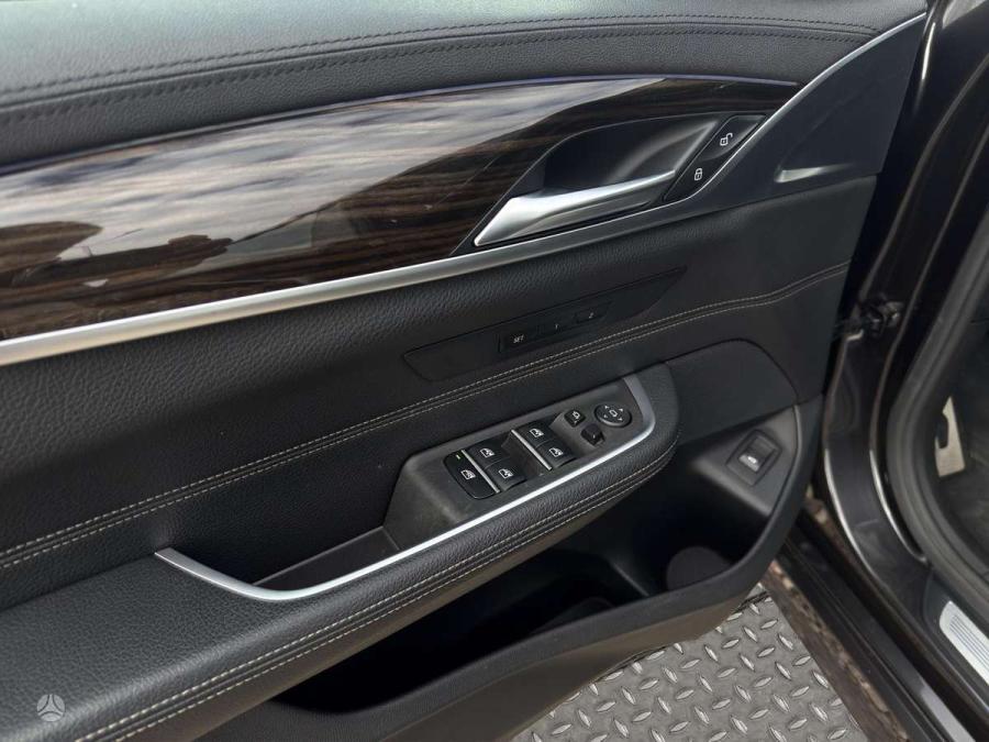 Pelēks BMW 640 Gran Turismo 2019 Kauņa, ar dzinēja tilpumu 3.00 L un nobraukumu 120 tūkst. km par 25499 €, foto 15 vietnē AUTOMOTO.COM.LV