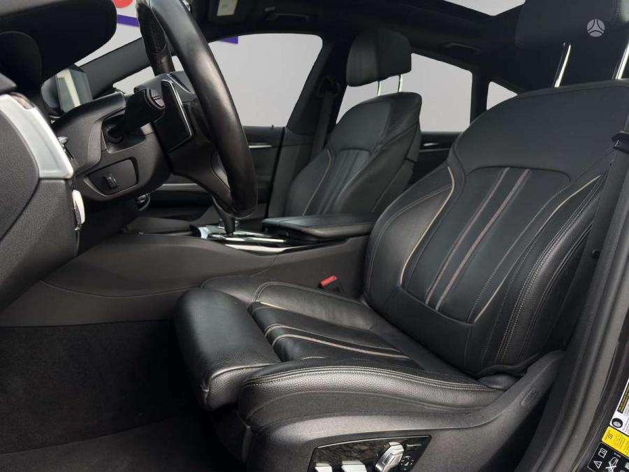 Pelēks BMW 640 Gran Turismo 2019 Kauņa, ar dzinēja tilpumu 3.00 L un nobraukumu 120 tūkst. km par 25499 €, foto 16 vietnē AUTOMOTO.COM.LV
