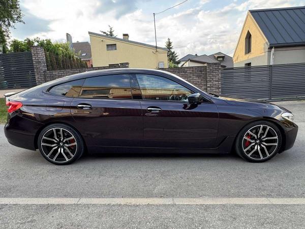 Sarkans BMW 640 Gran Turismo 2018 Šauļi, ar dzinēja tilpumu 3.00 L un nobraukumu 224 tūkst. km par 24200 €, foto 5 vietnē AUTOMOTO.COM.LV