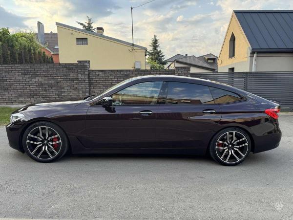Sarkans BMW 640 Gran Turismo 2018 Šauļi, ar dzinēja tilpumu 3.00 L un nobraukumu 224 tūkst. km par 24200 €, foto 6 vietnē AUTOMOTO.COM.LV