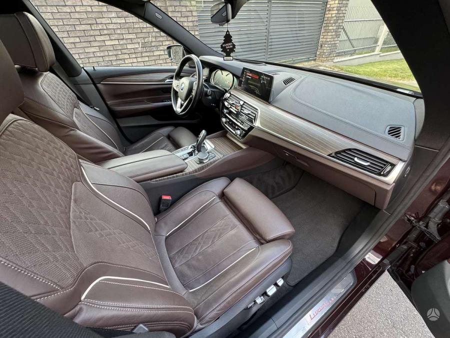 Sarkans BMW 640 Gran Turismo 2018 Šauļi, ar dzinēja tilpumu 3.00 L un nobraukumu 224 tūkst. km par 24200 €, foto 15 vietnē AUTOMOTO.COM.LV