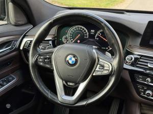 Sarkans BMW 640 Gran Turismo 2018 Šauļi, ar dzinēja tilpumu 3.00 L un nobraukumu 224 tūkst. km par 24200 €, foto 21 vietnē AUTOMOTO.COM.LV