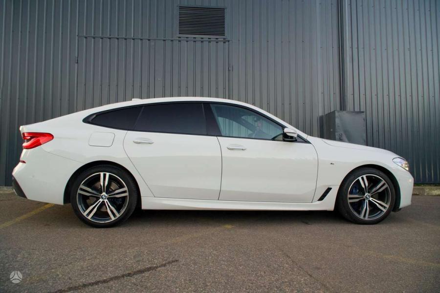 Balts BMW 640 Gran Turismo 2018 Viļņa, ar dzinēja tilpumu 3.00 L un nobraukumu 150 tūkst. km par 26000 €, foto 8 vietnē AUTOMOTO.COM.LV